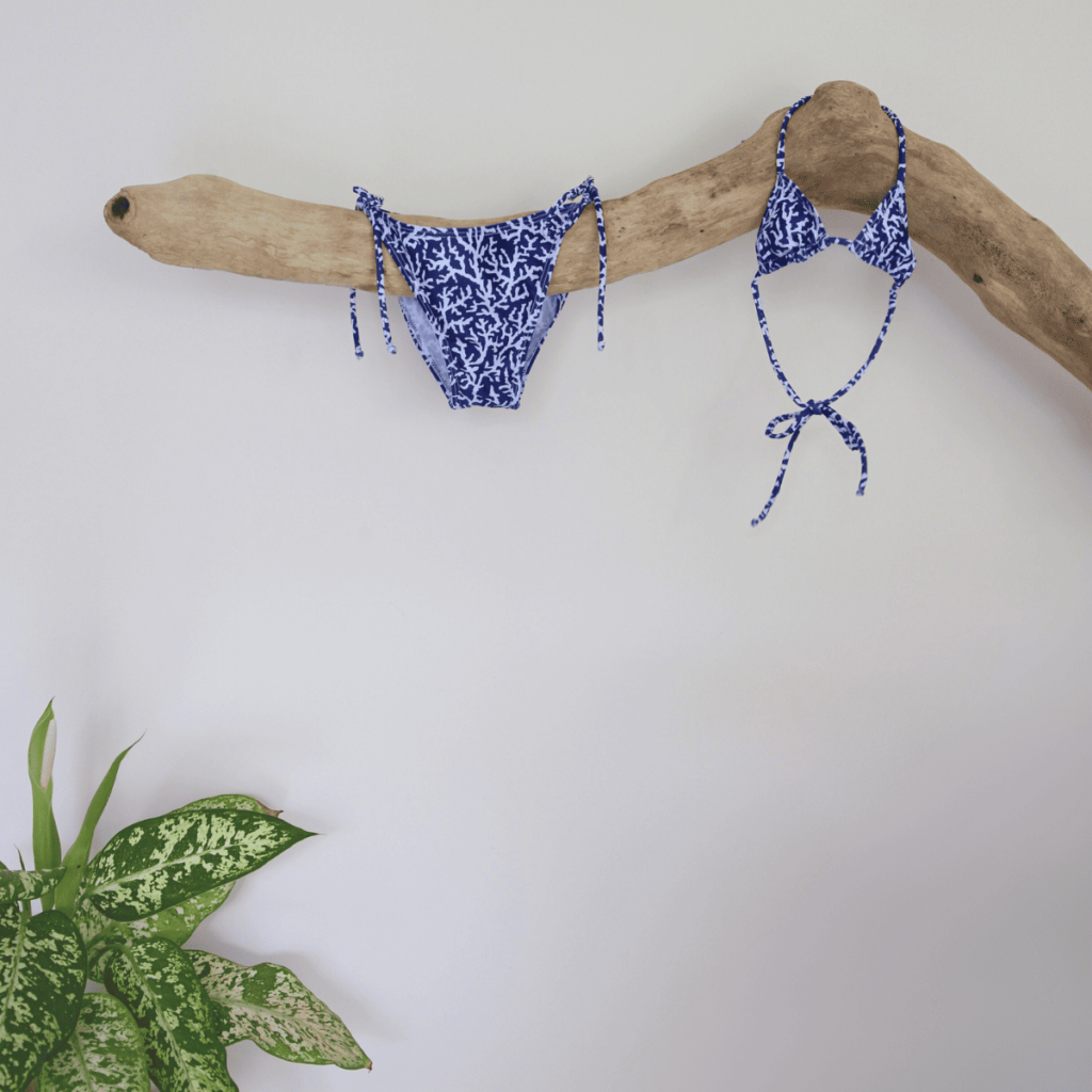 GIRLS BIKINIS TRIANGLE Coral Navy White - Aqua Swimwear